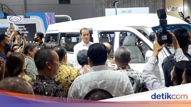 'Jokowi Diam soal Esemka'