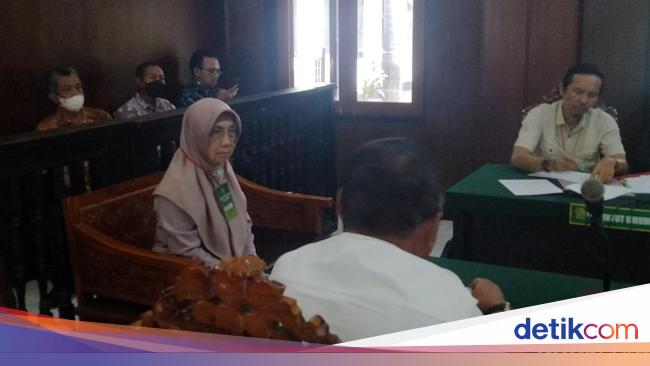 Putusan PN Surabaya Kabulkan Nikah Beda Agama Dianggap Langgar UUD 1945 Putusan PN Surabaya Kabulkan Nikah Beda Agama Dianggap Langgar UUD 1945