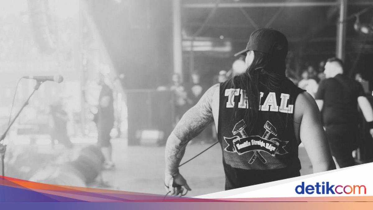 Mengenal Fanatisme Adalah: Pengertian, Ciri, Jenis, dan Dampaknya