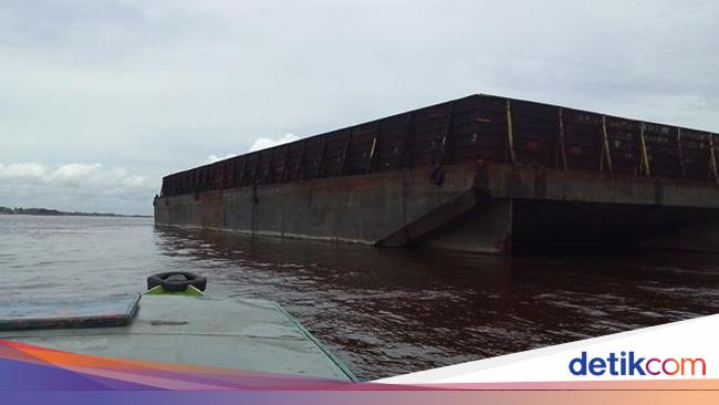 Tongkang 3.000 GT Hilang di Perairan Masalembu Imbas Cuaca Ekstrem