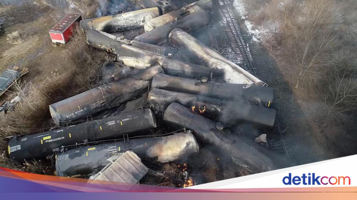 Geger Tumpahan Bahan Kimia dari Kereta Terguling di Ohio: Seperti ...
