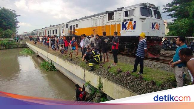 Anak Tercebur di Kali Jagir Surabaya, Sempat Nyangkut di Bawah Jembatan Rel