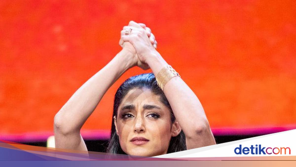Potret Aktris Iran Diancam Mati Usai Pose Bugil, Demo Bareng Kristen ...