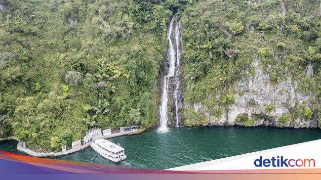 Pesona Air Terjun Situmurun, Surga Tersembunyi di Danau Toba