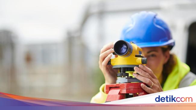 Surveyor Adalah: Tugas, Tanggung Jawab, dan Skill Wajib