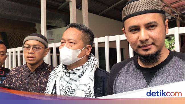 Umi Yuni Menikah Lagi, Keluarga Ustaz Arifin Ilham Soroti Hal Ini