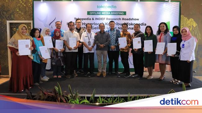 Riset Tokopedia-INDEF: Inisiatif Hyperlocal Sukses Katrol Bisnis UMKM Riset Tokopedia-INDEF: Inisiatif Hyperlocal Sukses Katrol Bisnis UMKM