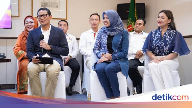 Sandiaga Harap UMKM Fesyen Bantu Ciptakan 4,4 Juta Lapangan Kerja