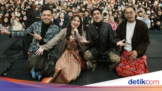 Lirik dan Makna Asmalibrasi, Lagu Soegi Bornean yang Ramai Dibahas di ... Lirik dan Makna Asmalibrasi, Lagu Soegi Bornean yang Ramai Dibahas di ...