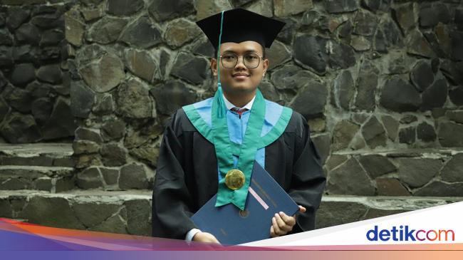 Top! Muhammad Arkan Jadi Wisudawan Termuda dari FK Kedokteran Unisba