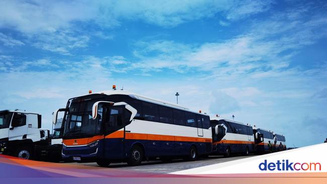 Mantap! Laksana Ekspor 4 Bus Legacy SR3 ke Laos