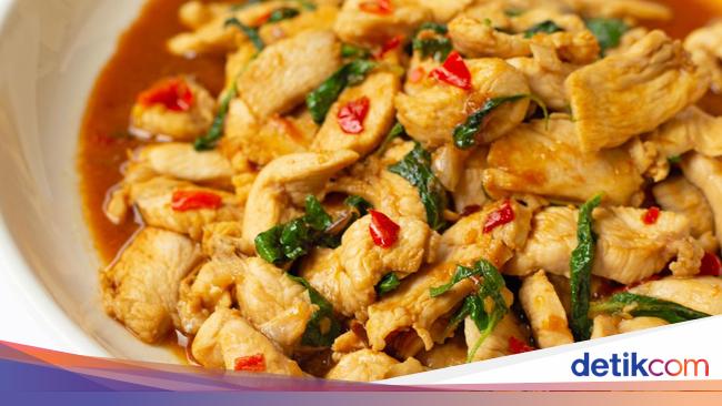 3 Resep Tumis Ayam dan Cabe yang Pedas Menyengat Untuk Lauk Bekal