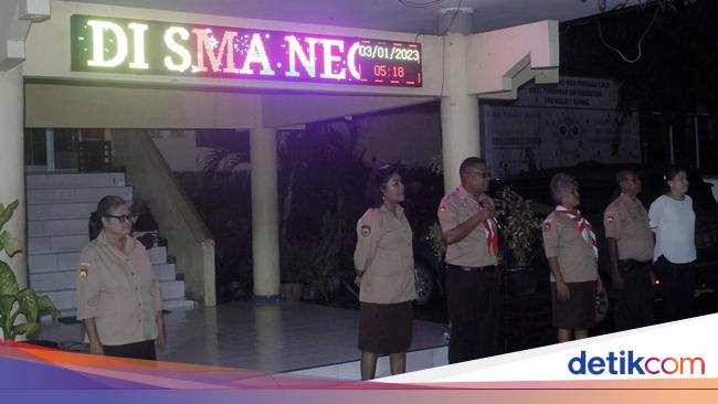 Kebijakan Anak SMA di Kupang Sekolah Pukul 5 Subuh yang Tuai Protes