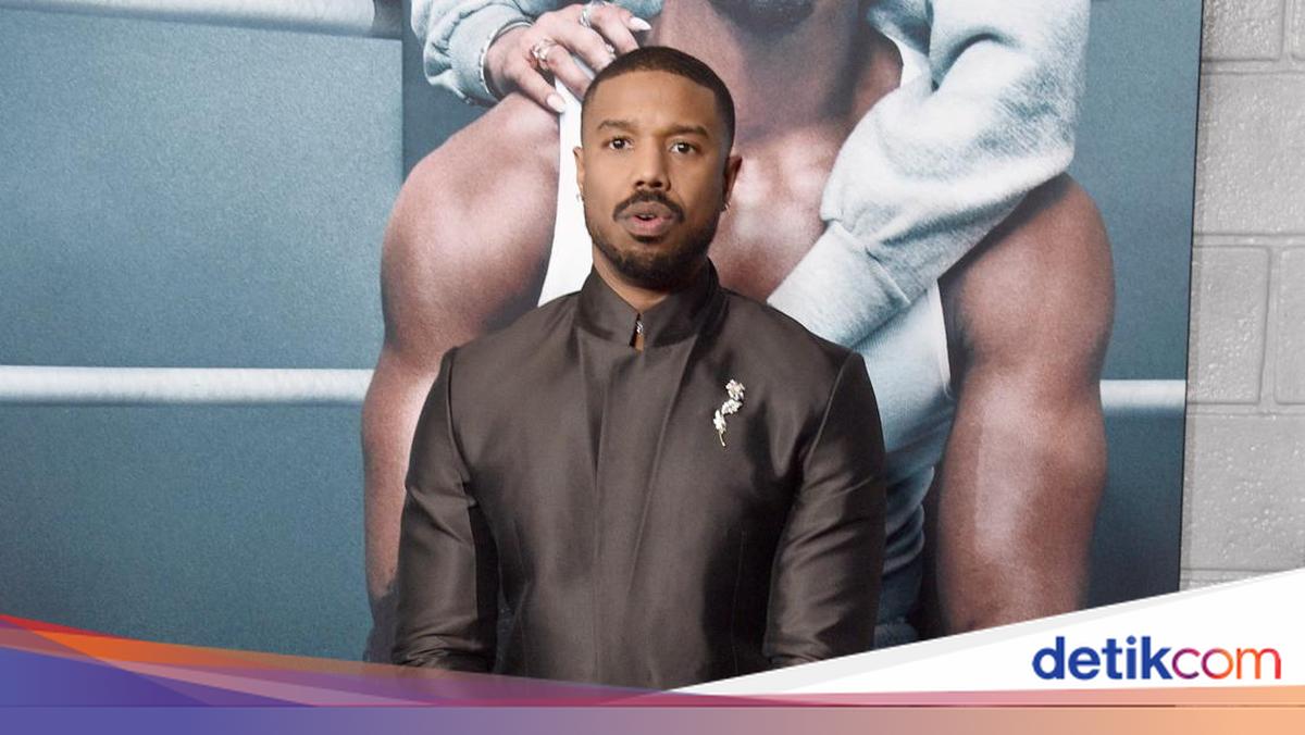 Tampil Seksi di Iklan Calvin Klein, Michael B Jordan Minta Maaf ke Ibu