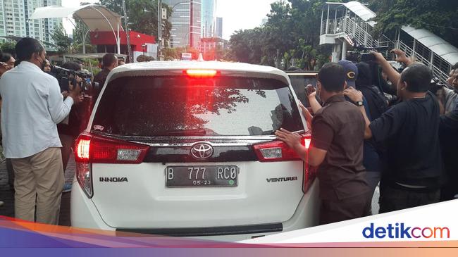 Ini Sebabnya STNK Diblokir ETLE, Seperti Mobil Innova Penjemput Rafael ...