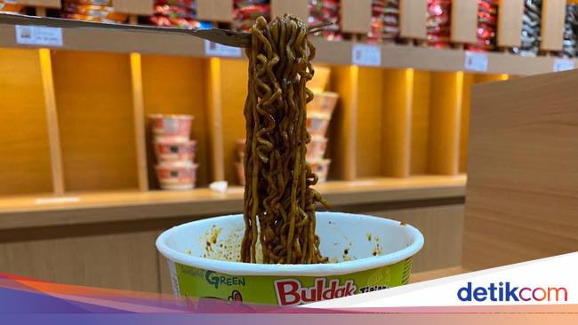 Pencinta Drakor Wajib Mampir! Ini 5 Resto Ramyeon Self Service yang ...