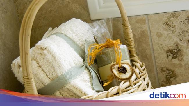 20 Inspirasi Kado Pernikahan yang Berkesan, Dijamin Pengantin Baru Senang