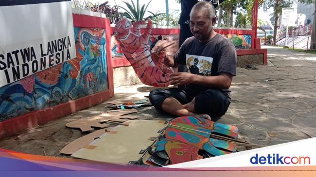 Kisah Paman Sam, Pendongeng Asal Indramayu yang Sempat Dianggap Gila