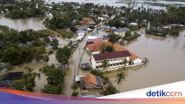 Penampakan Udara Banjir yang Rendam Muaragembong Bekasi
