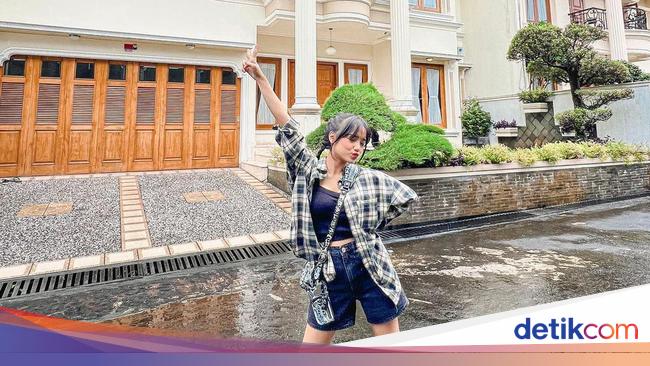 Harga Rumah Baru Fuji yang Dibeli di Usia 20 Tahun