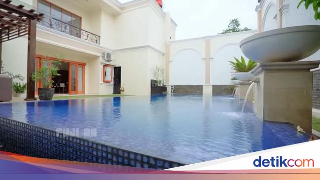 9 Potret Rumah Mewah Fuji, Dibeli Cash Rp 13,5 Miliar di Usia 20