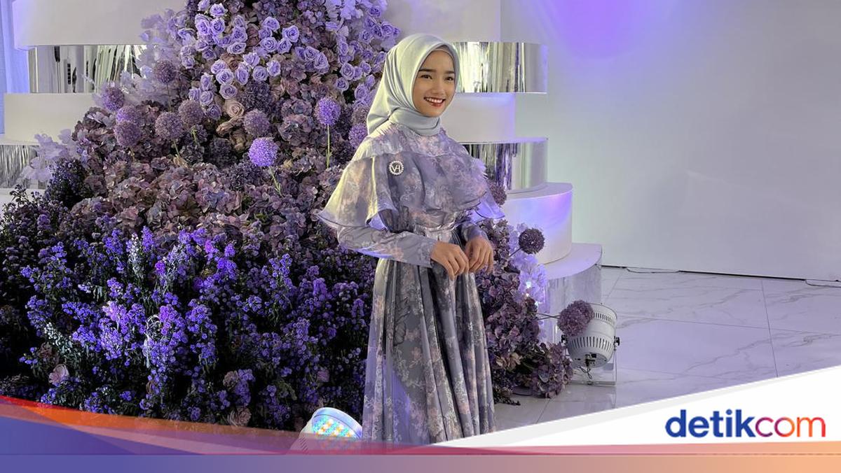Eaaa... Fuji dan Thariq Halilintar Kepergok Duduk Sebelahan di Pesawat