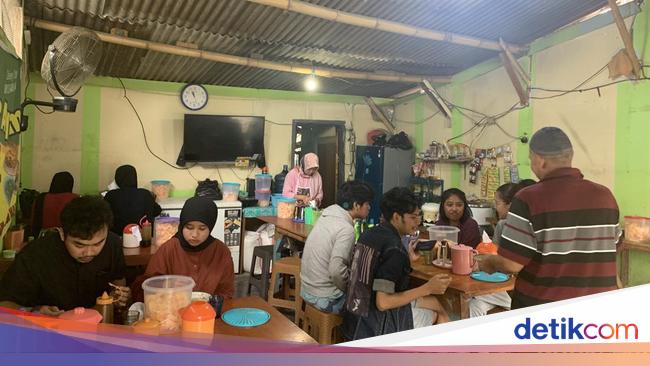 Nasi Kari Pak Amir, Solusi Kuliner Mahasiswa Jatinangor di Tanggal Tua