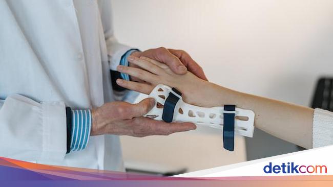 Mengenal Jenis-jenis Fraktur (Patah Tulang) dan Pengobatannya