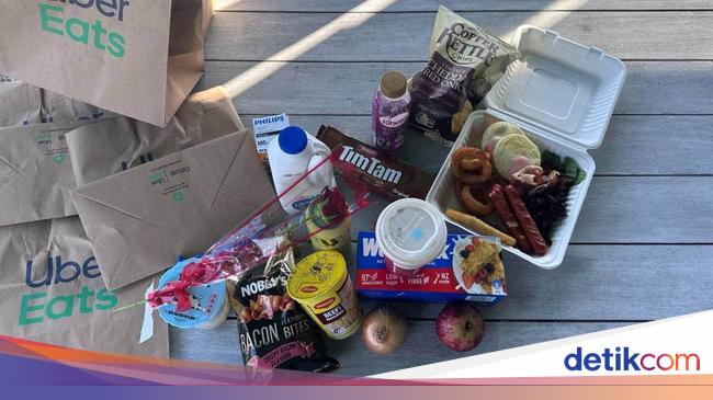 Misterius! Bukan Hanya Makanan, Pelanggan Ini Terima Kiriman Barang Aneh