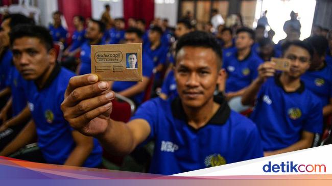 Pemkot Bandung Berikan KTP Kepada Warga Binaan Lapas Banceuy