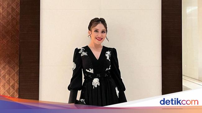 Jawaban Ayu Ting Ting Ditawari Jadi Depok 1 Jawaban Ayu Ting Ting Ditawari Jadi Depok 1
