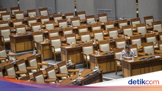 Oposisi Adalah: Pengertian, Konsep, dan Fungsinya