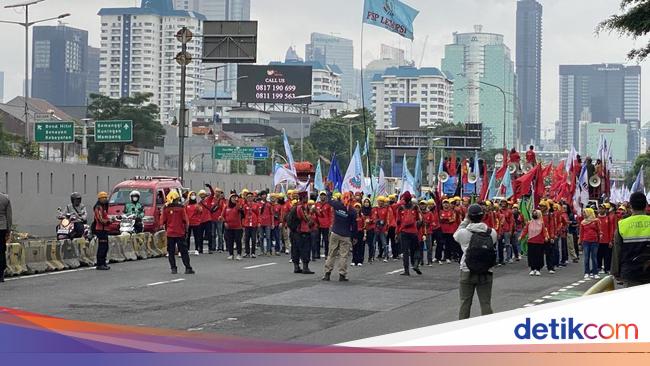 4 Alasan Buruh Tolak Keras Aturan Eksportir Bisa Potong Gaji Karyawan 25%