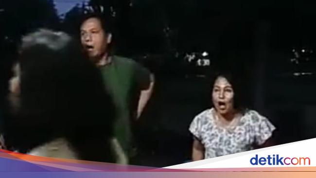 Aksi Istri Kapolsek Torgamba, Bawa Sapu- Ejek Polisi yang Diusir Suaminya