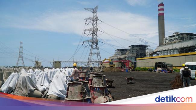 Limbah Batu Bara PLN Dipakai untuk Bangun Tanggul Sementara di Pantura