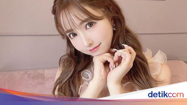 Most Pop: Potret Yua Makami, Bintang JAV Pensiun di Usia 30 Tahun