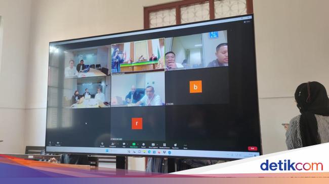 Pengakuan Auditor BPK RI Gilang Gumilar Terima Duit dari Kontraktor Sulsel Pengakuan Auditor BPK RI Gilang Gumilar Terima Duit dari Kontraktor Sulsel