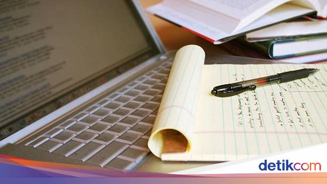 Narrative Text Adalah: Pengertian, Ciri, Struktur, Jenis, dan Contohnya