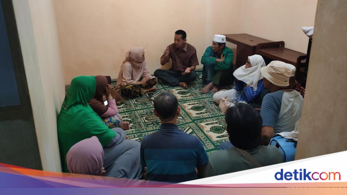 Calon Jemaah Umrah Terlantar di Bandara YIA: Kembalikan Uangnya!