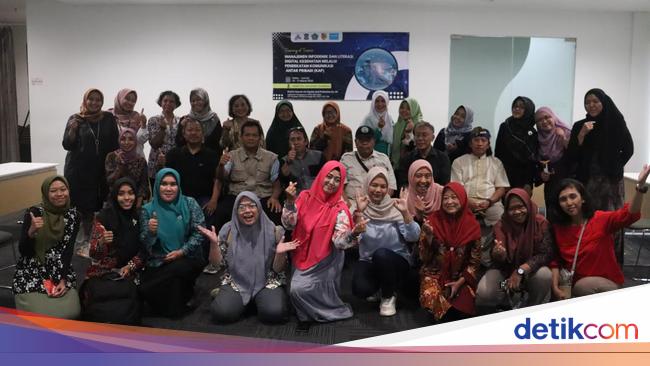 Tangkal Hoaks Lewat Penguatan Literasi Digital