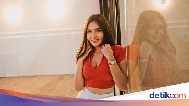 Anggy Novia Jaga Mata Selama Puasa, Nggak Kuat Lihat yang Manis Apalagi ...