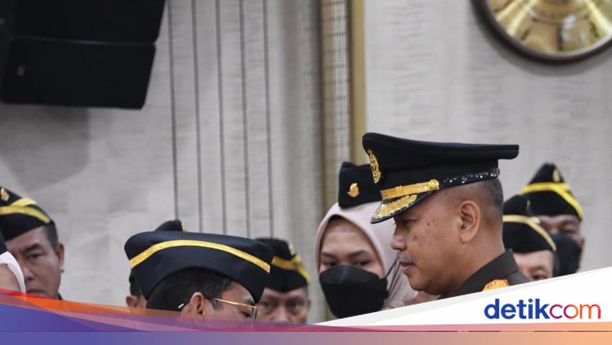Ade Tajudin Sutiawarman Resmi Jabat Kajati Jabar