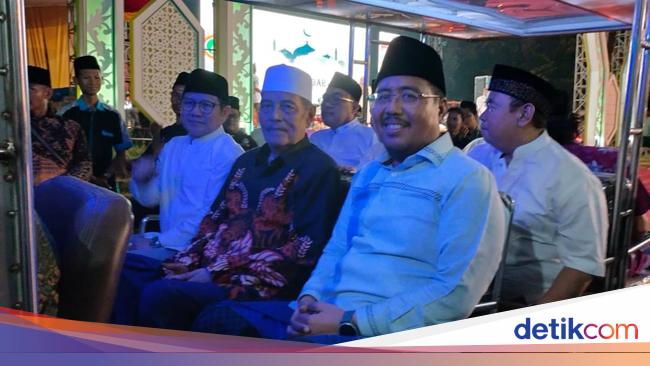 Ketua Gerindra Jatim Bawa Pesan Prabowo untuk Cak Imin di Haul Sunan Drajat