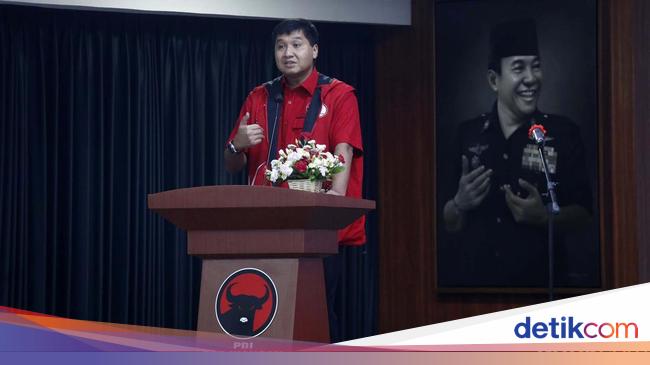 Maruarar Sirait Raih detikcom Awards, Ini Kiprahnya di Bidang Kepemudaan Maruarar Sirait Raih detikcom Awards, Ini Kiprahnya di Bidang Kepemudaan