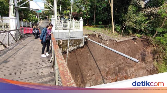 Talut Cagar Budaya Jembatan Duwet Penghubung Kulon Progo-Magelang Ambrol