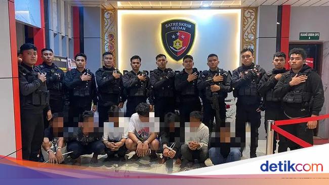 Polisi Tangkap 7 Remaja Hendak Tawuran Bawa Miras-Celurit di Medan