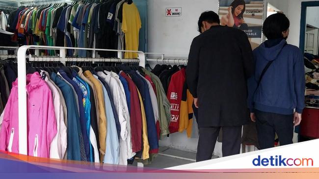 Bisnis Thrifting Kota Malang Menjamur di Tengah Larangan Impor Baju Bekas
