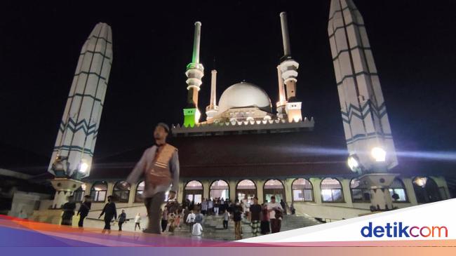 Jadwal Sholat Maghrib Semarang Hari Ini, 3 Desember 2023