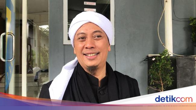 10 Lagu Religi Islami Indonesia Terpopuler Lengkap dengan Lirik