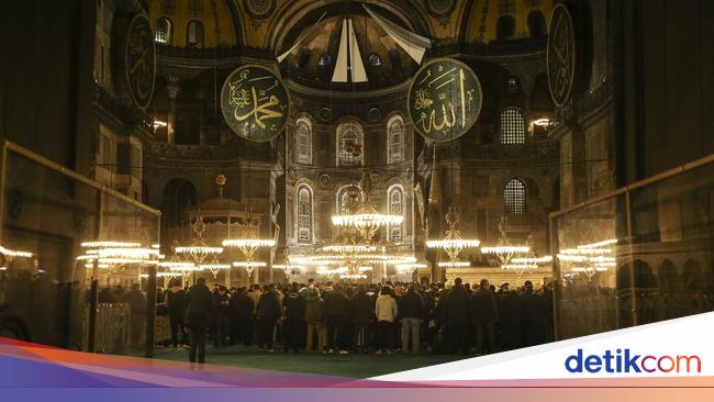 Intip Sejarah Hagia Sophia, Masjid Paling Megah di Dunia yang Dulunya ...
